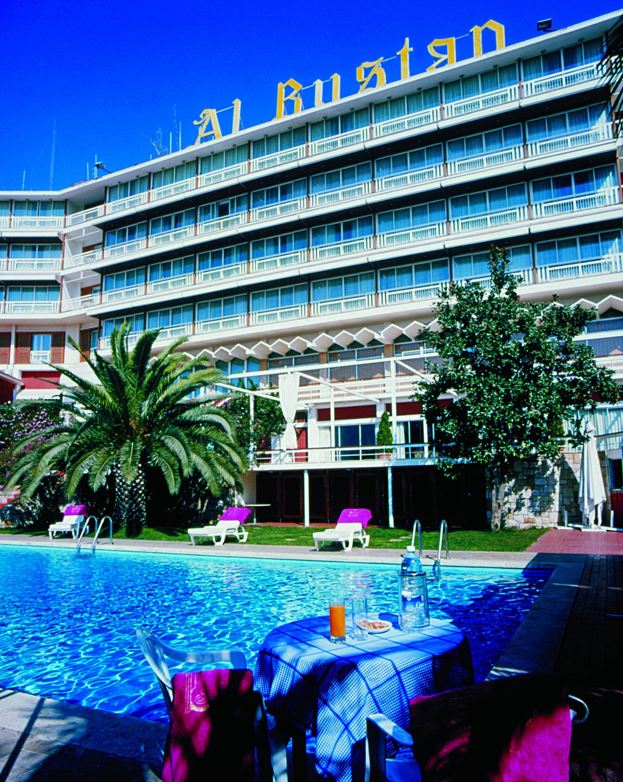 Al Bustan Hotel
