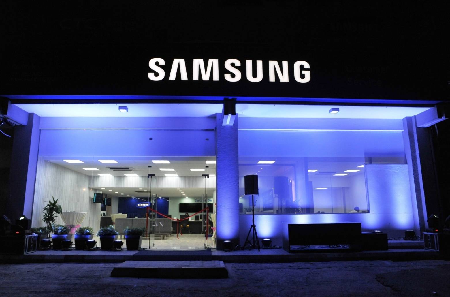 Samsung Service Center