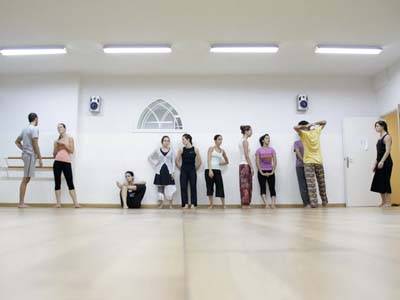 Contact Workshop For Beginners