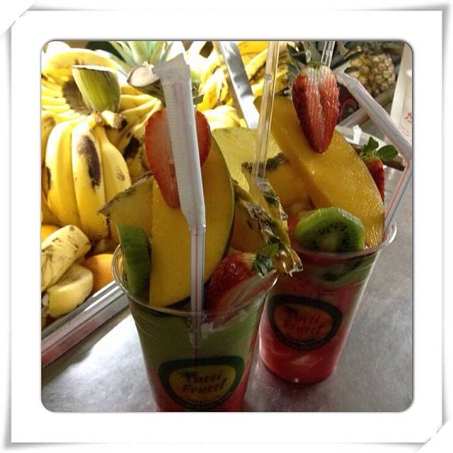 Five Of Our Favorite Fruit Cocktails in Beirut