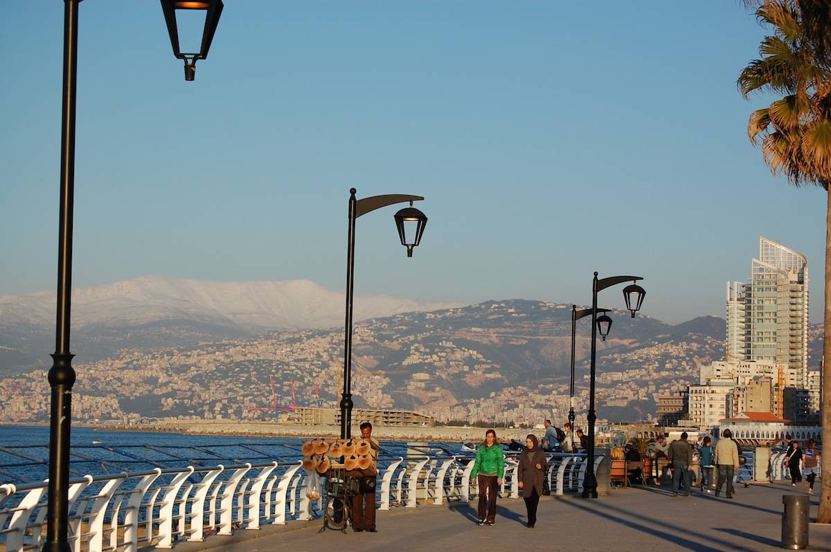 The 5 Types Of People You'll See Exercising On The Corniche