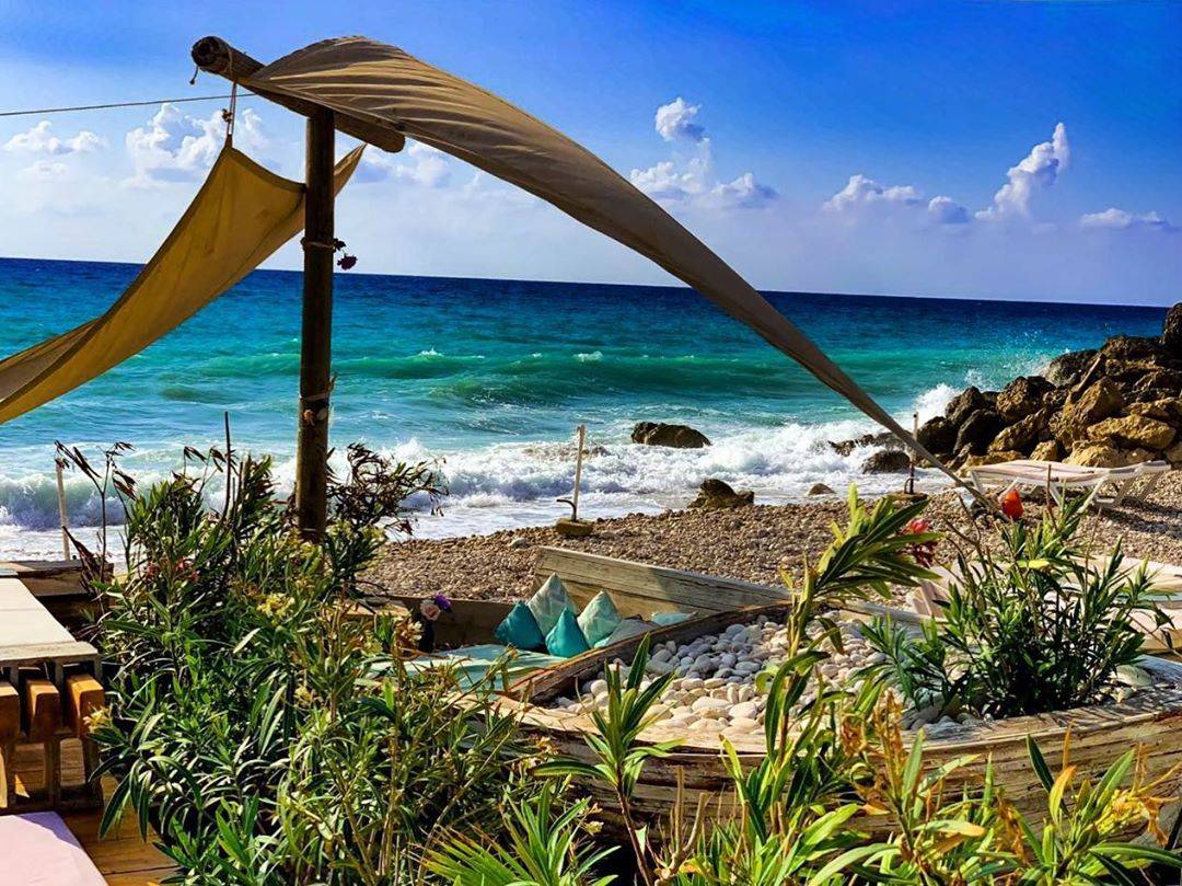 12 Amazing And Free Beaches To Visit Before Summer Ends