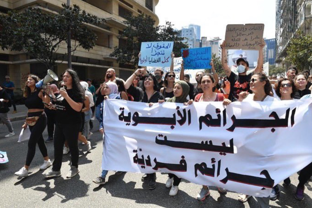 25 Powerful Images From The Women's March That Took Place In Beirut