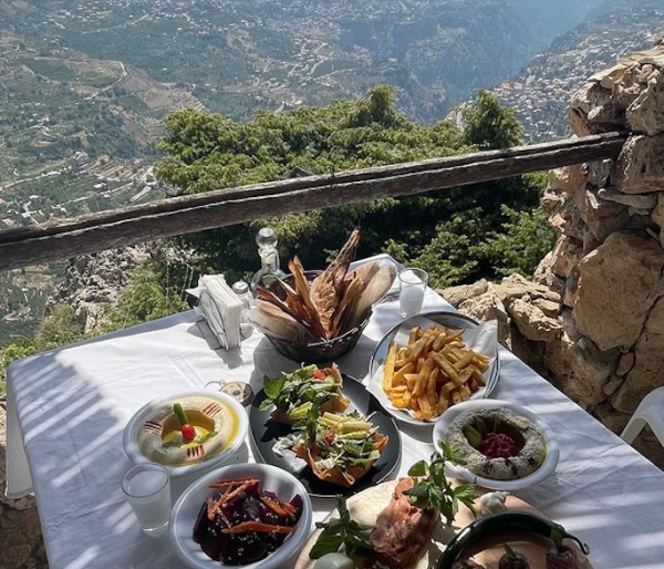 5 Gorgeous Spots To Visit When You're In Al Arez