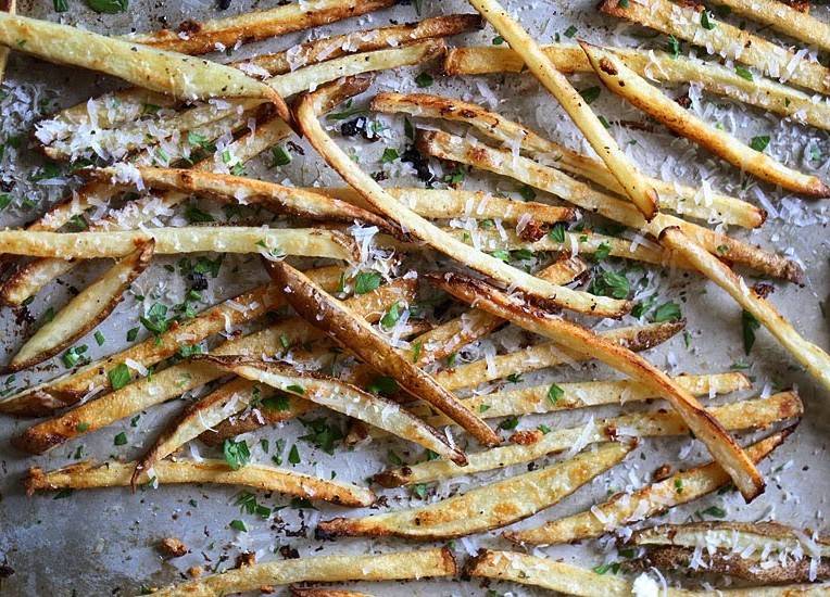 15 Delicious Ways To Eat Fries