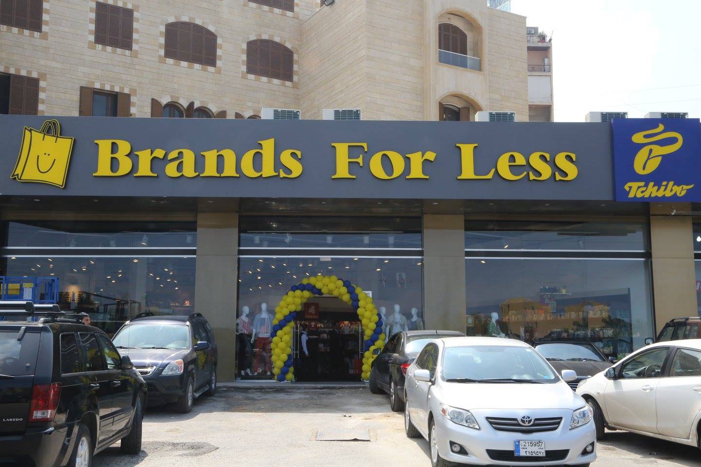 Brands for Less Closes All Branches Until Further Notice