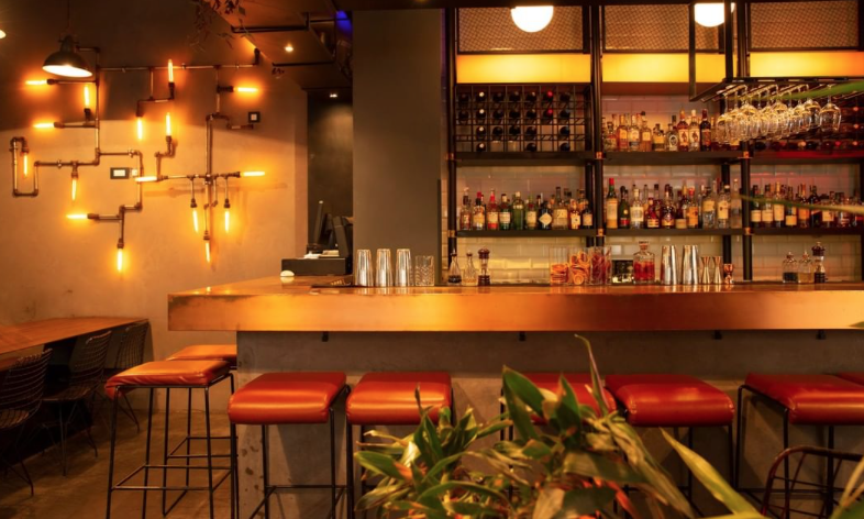 8 Date Ideas For When You Go Out With A Walking Red Flag