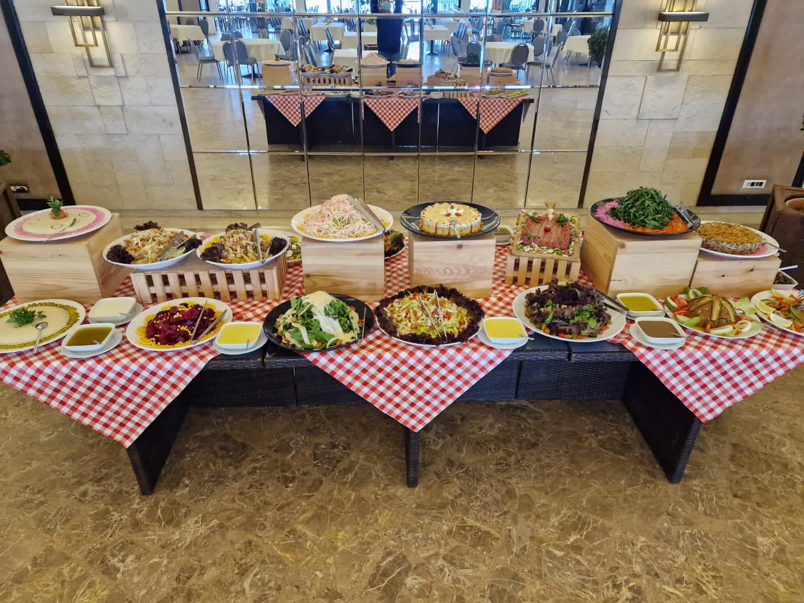 Here's How Much Sunday Buffets Cost At These 16 Spots » Beirut.com