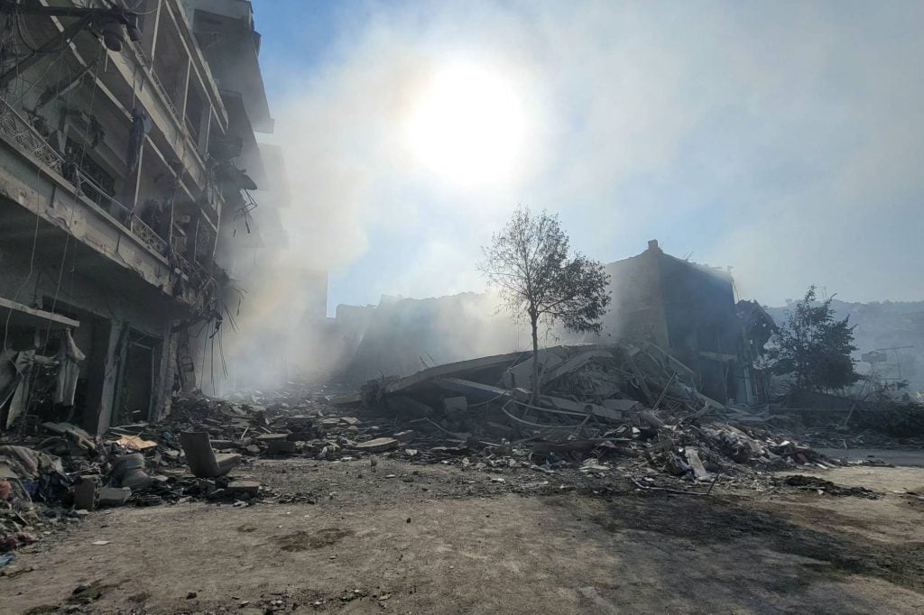 Violent Airstrikes Destroy Historic Souk in Nabatieh » Beirut.com