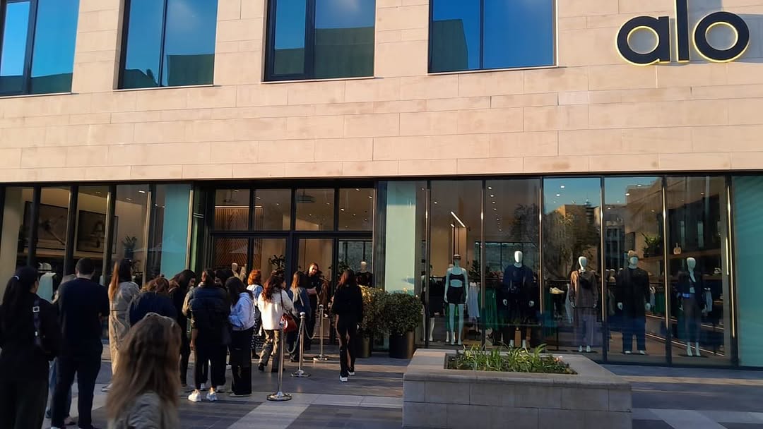 ماركة Alo العالمية فتحت بأسواق بيروت، وهيك الأسعار عندن! » بيروت.كوم