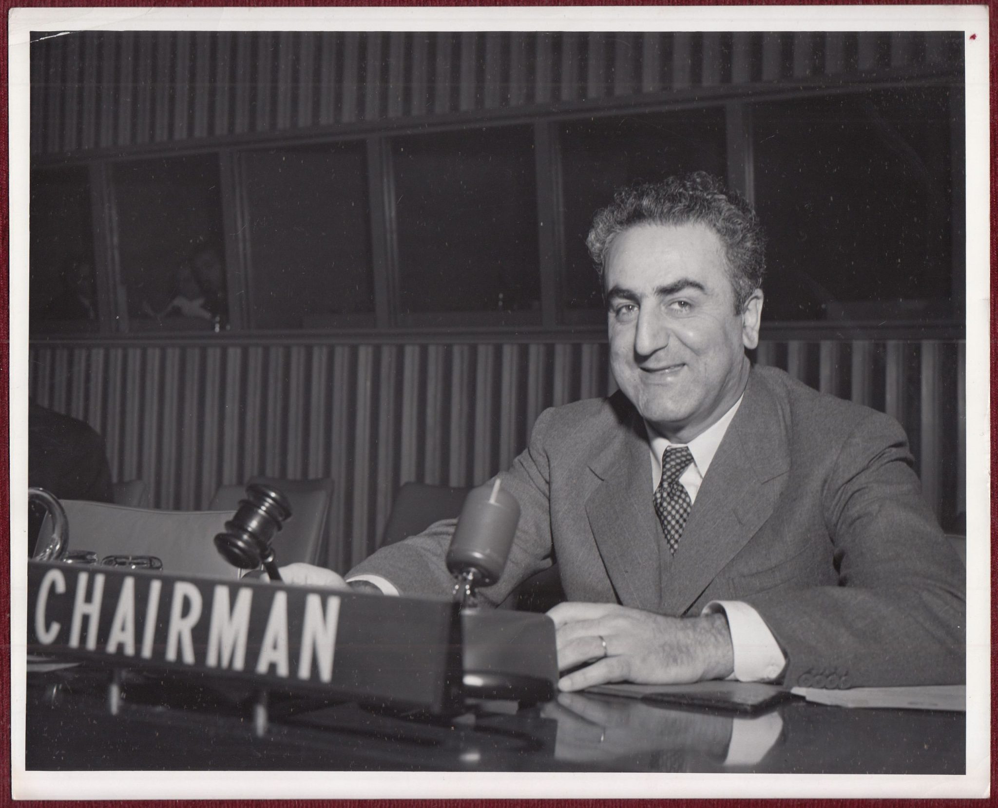This Lebanese Academic Predicted Bluetooth Headphones 77 Years Early ...